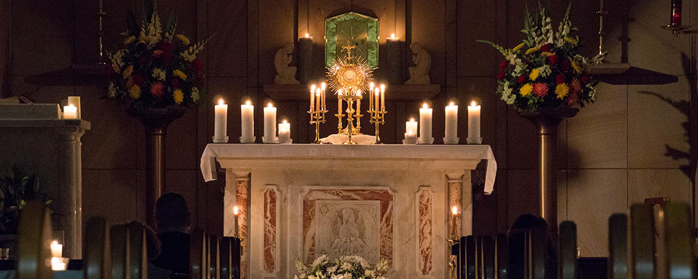 eucharistic-adoration-image-1 – St Joseph's Camperdown